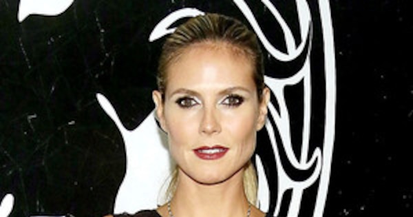 Heidi Klum Flashes Under Boob E News Uk